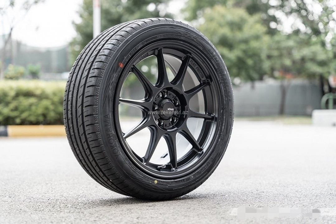 Yokohama 225/45 R18 - Yay təkəri