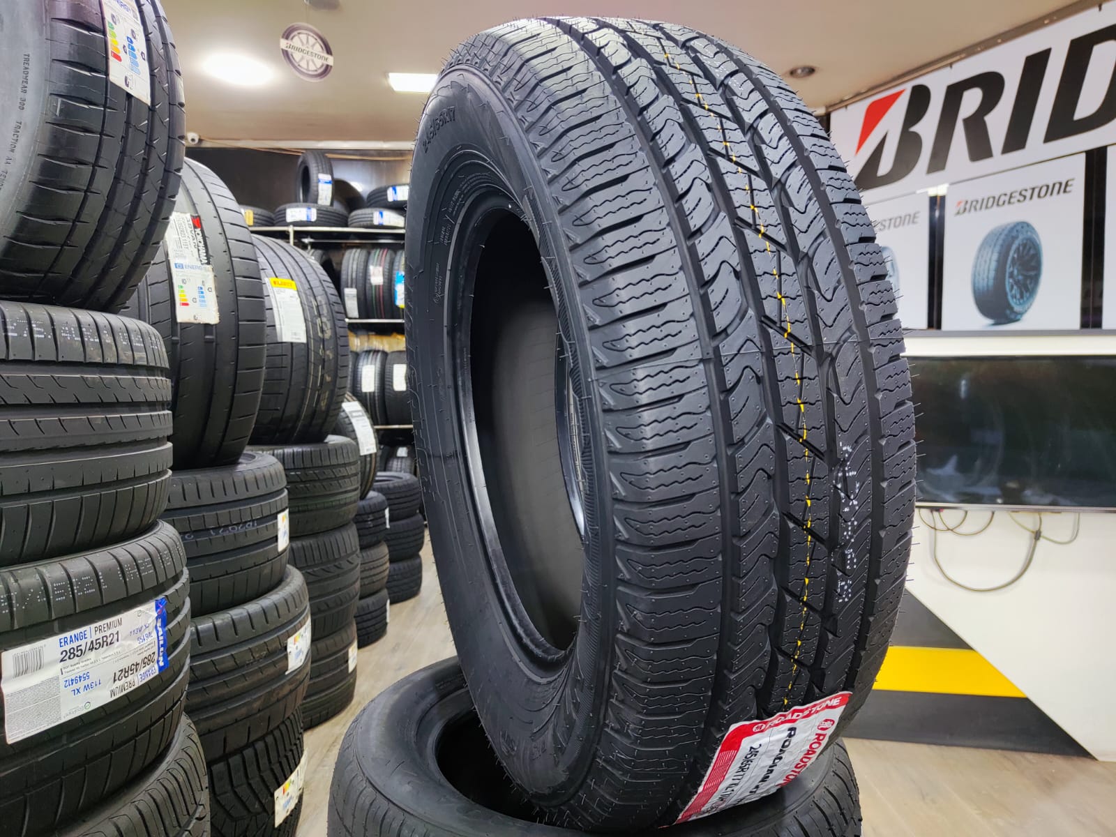 Roadstone 265/65 R17 - 4 fəsil təkəri